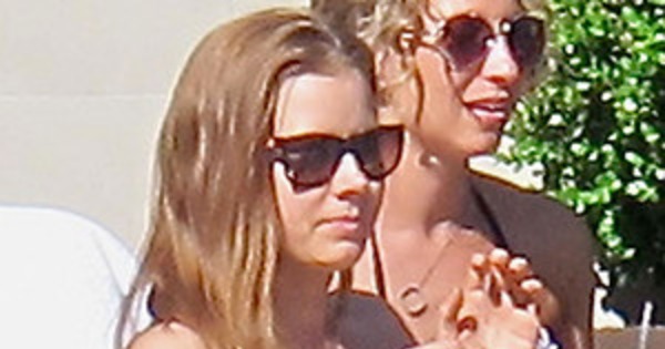 Amy Adams Rocks Mint Green Fringe Bikini In Las Vegas—see The Pic E News